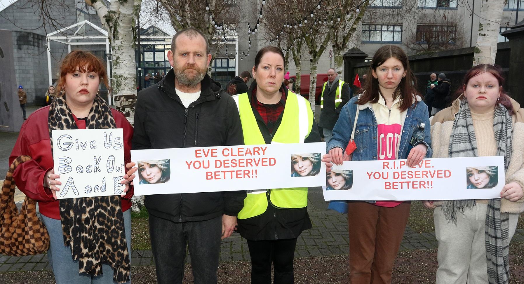 In Pictures: Largest-ever health protest takes place in Limerick city ...