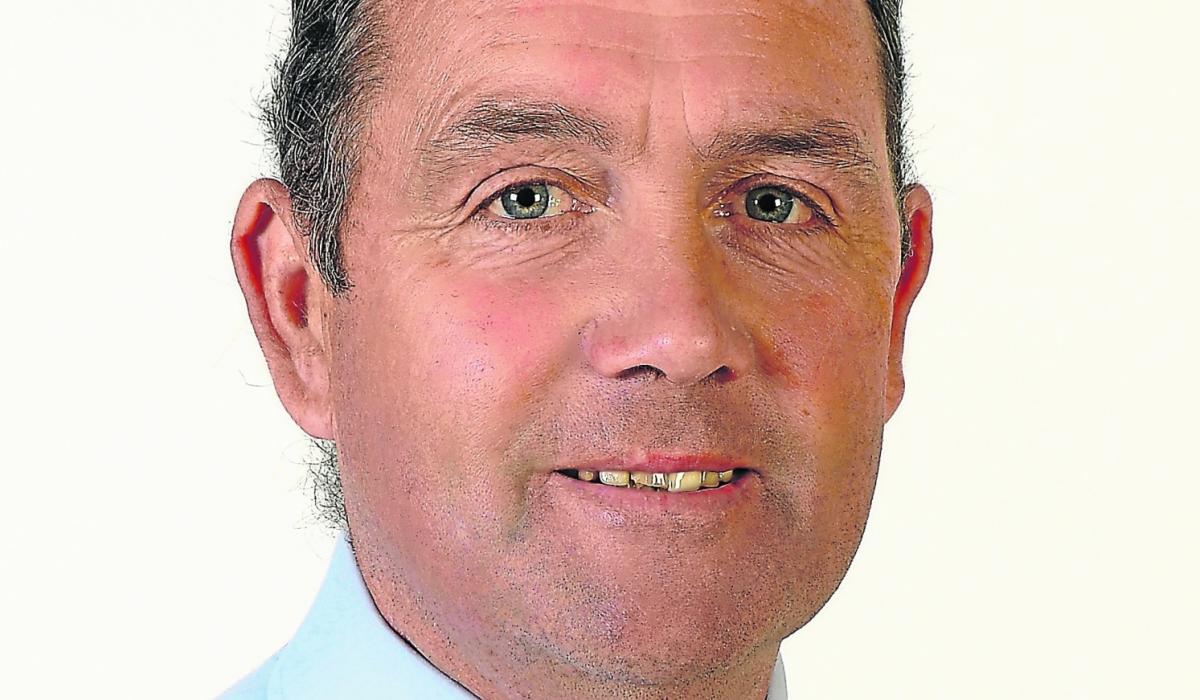 Two signposts for Eslin need to be erected - Ireland Live