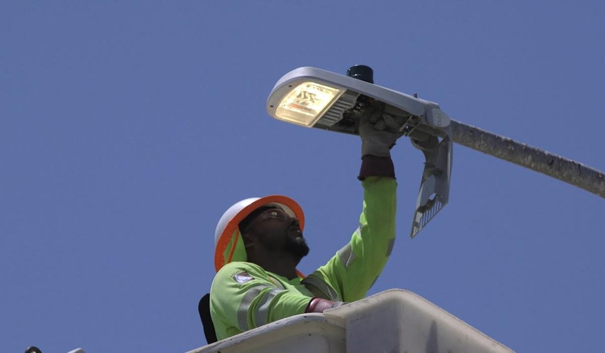 Laois towns in the dark as multiple streetlights go unrepaired ...