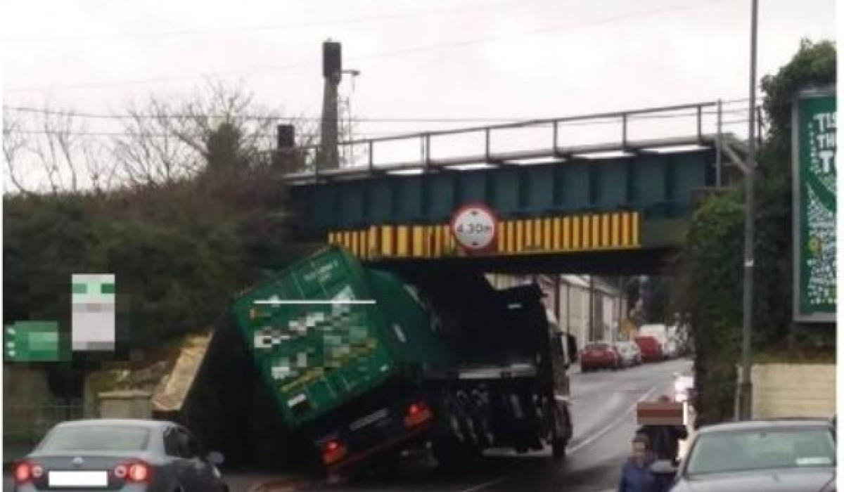 Trains suspended through Portlaoise over bridge strike - Ireland Live