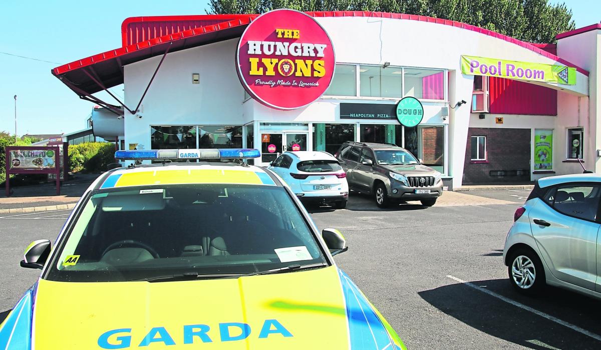Gardai called to Limerick fast food outlet at centre of dispute ...