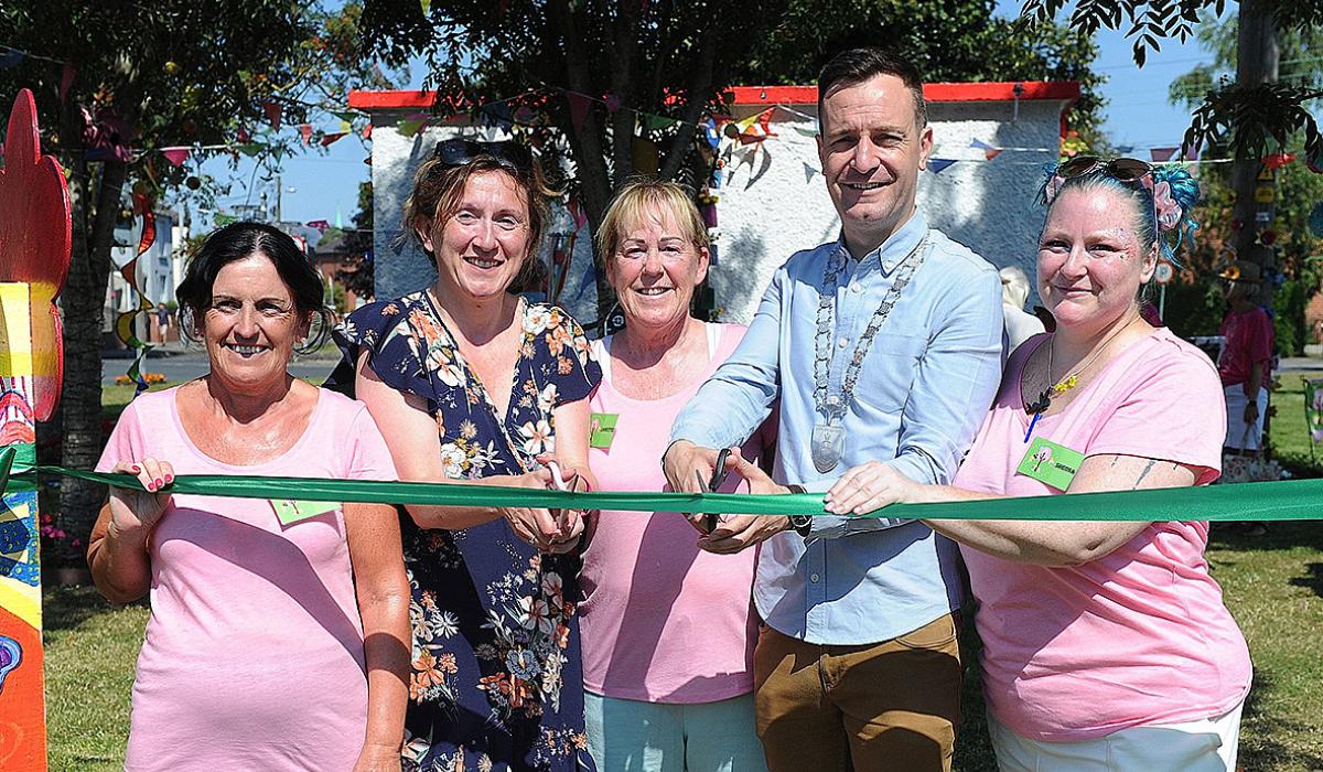 PICTURES: Afternoon Tea at the Community Volunteer Fairy Garden in ...