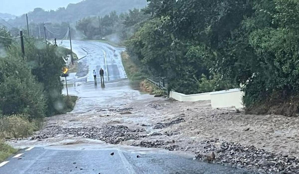 Flooding wreaks havoc on busy Donegal road - Ireland Live