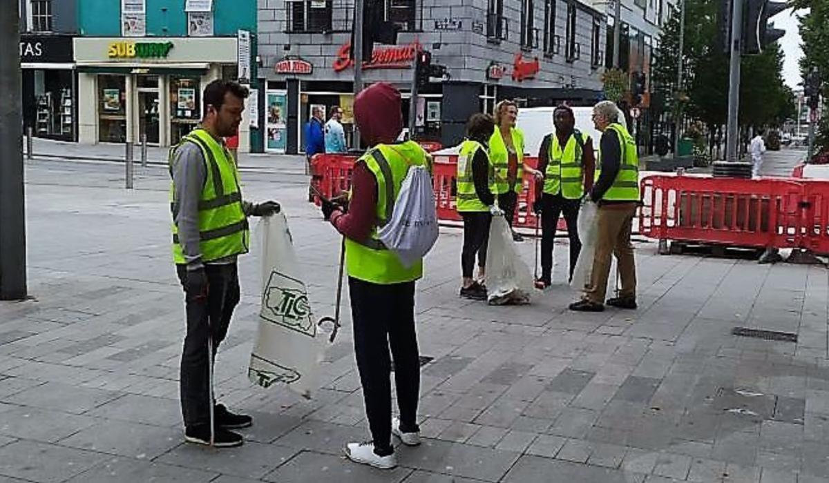 Limerick volunteers break record for the Big Beach Clean 2022 - Ireland ...