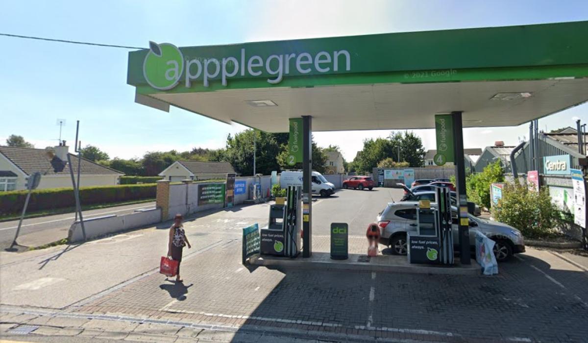 BREAKING: Kildare Gardaí investigate car-jacking at Applegreen service ...