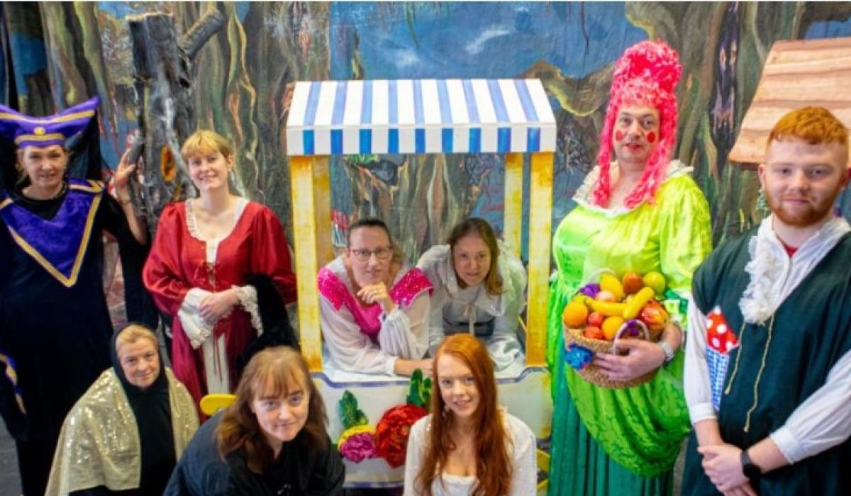 Border communities bring Nursery Rhyme Pantomime to life on stage this ...