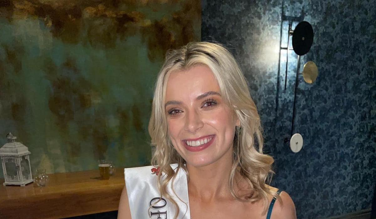 Offaly Rose presents Fashion Show for Offaly Hospice - Ireland Live