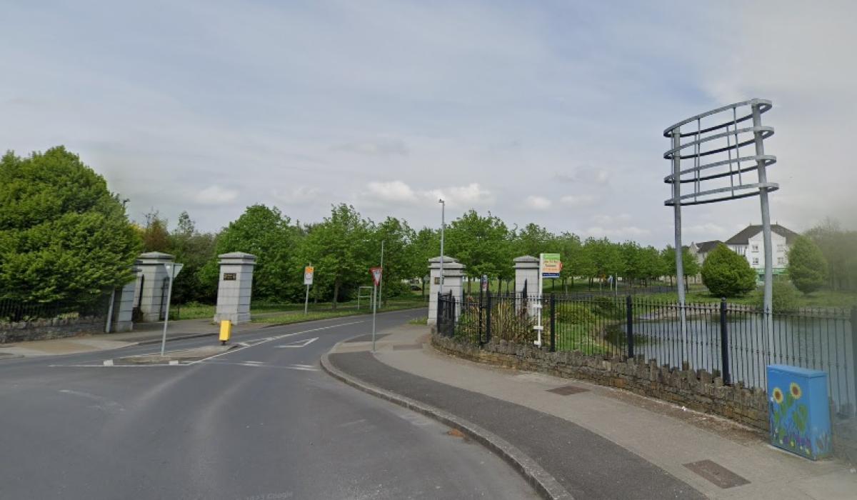 Mystery 'large steel structure' an eyesore for Portlaoise residents ...