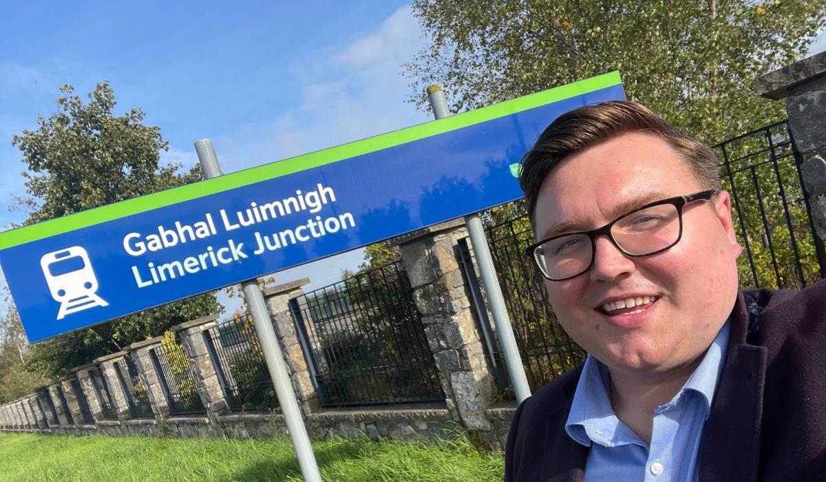 New early morning train from Limerick Junction to Cork makes the train ...