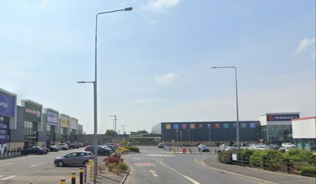 Carlow welcomes the Chemist Warehouse as they officially open their ...