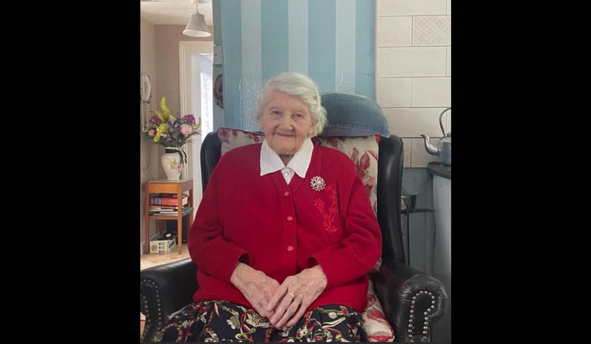'Beautiful and wise:' Ireland's oldest woman, Bridget Tierney from ...