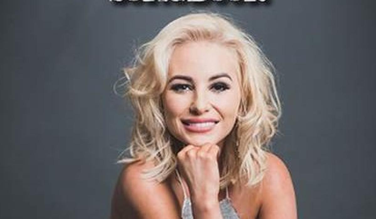 Cliona Hagan brings The Dolly Songbook album to Carrick-on-Shannon ...