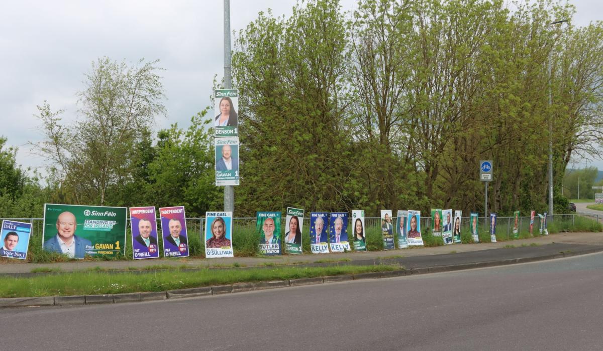 Final countdown to elections under way as campaign posters erected ...