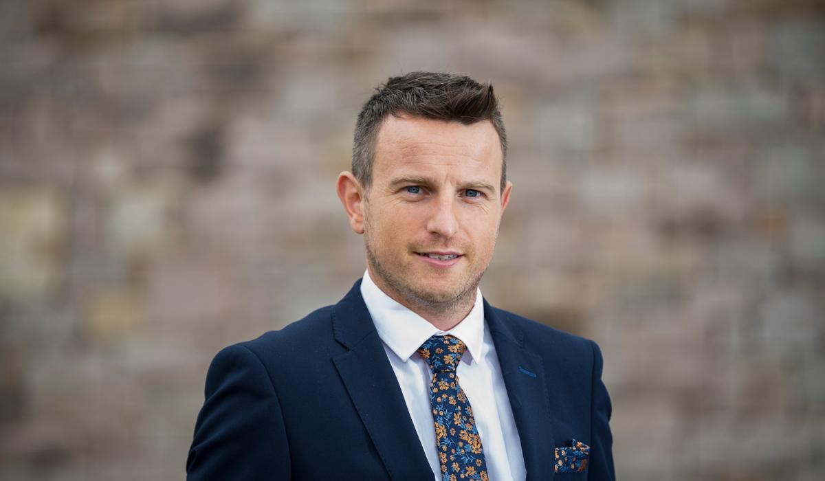 Donegal journalist Shane Ó Curraighín is RTÉ's new North West ...