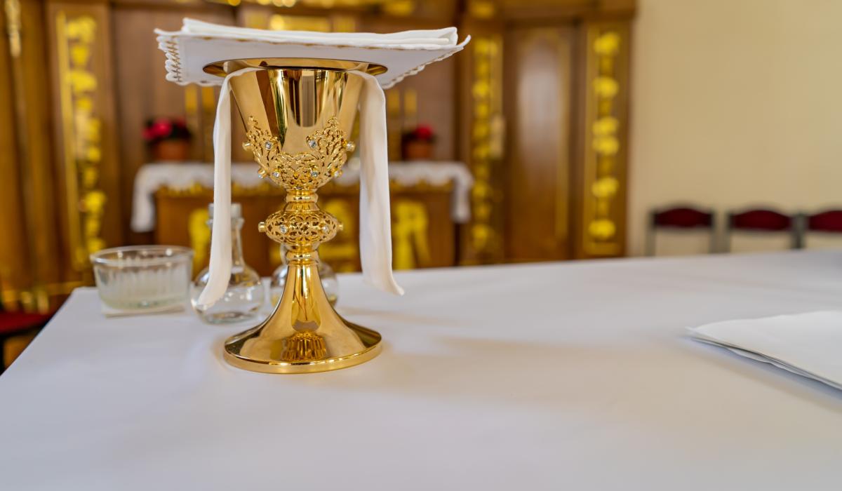 Collection envelopes stolen after Mass from church in Offaly - Ireland Live