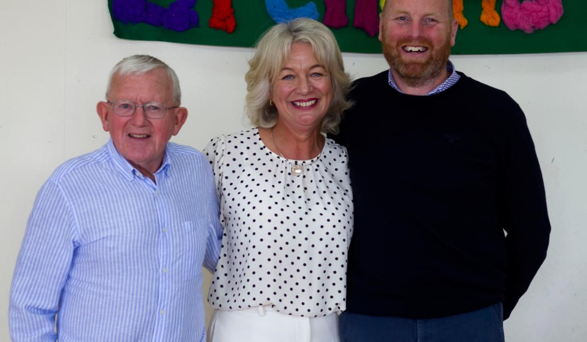 Rousing musical tribute to retiring school principal - Ireland Live