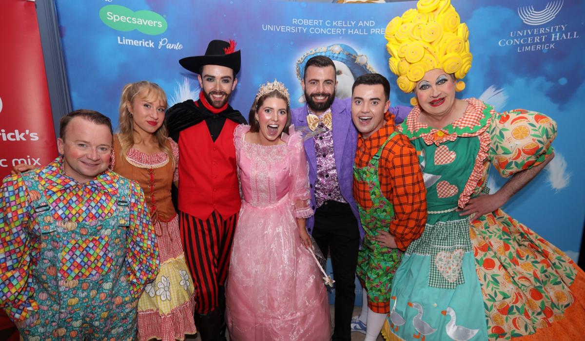 PICTURES: Mother Goose launched as Christmas Panto at UCH - Page 1 of ...