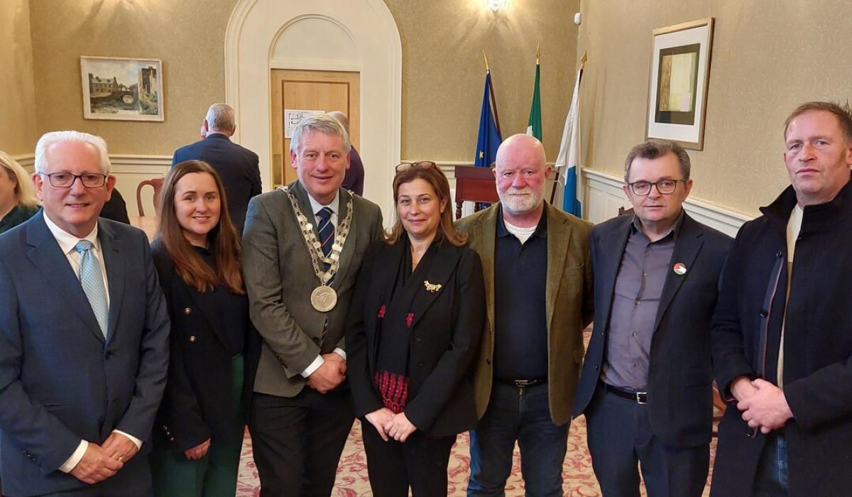 Waterford signs town twinning agreement with Ramallah in Palestine ...