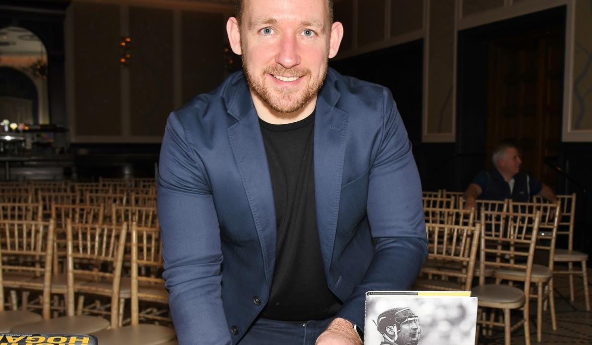 Pictures- Tributes flow as Richie Hogan launches autobiography - Page 1 ...