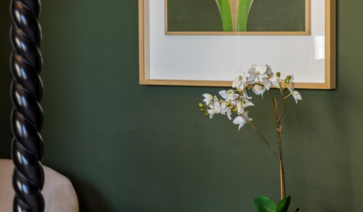 A Tour of the Basil Goulding Art Collection in Kilkenny's Butler House ...