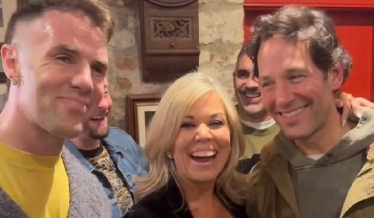 Limerick band enjoy singsong with Hollywood star Paul Rudd - Ireland Live