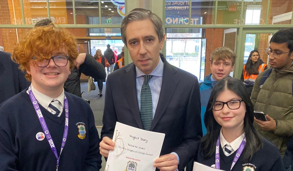 Local Tipperary TY students meet with Taoiseach at BT Young Scientist ...