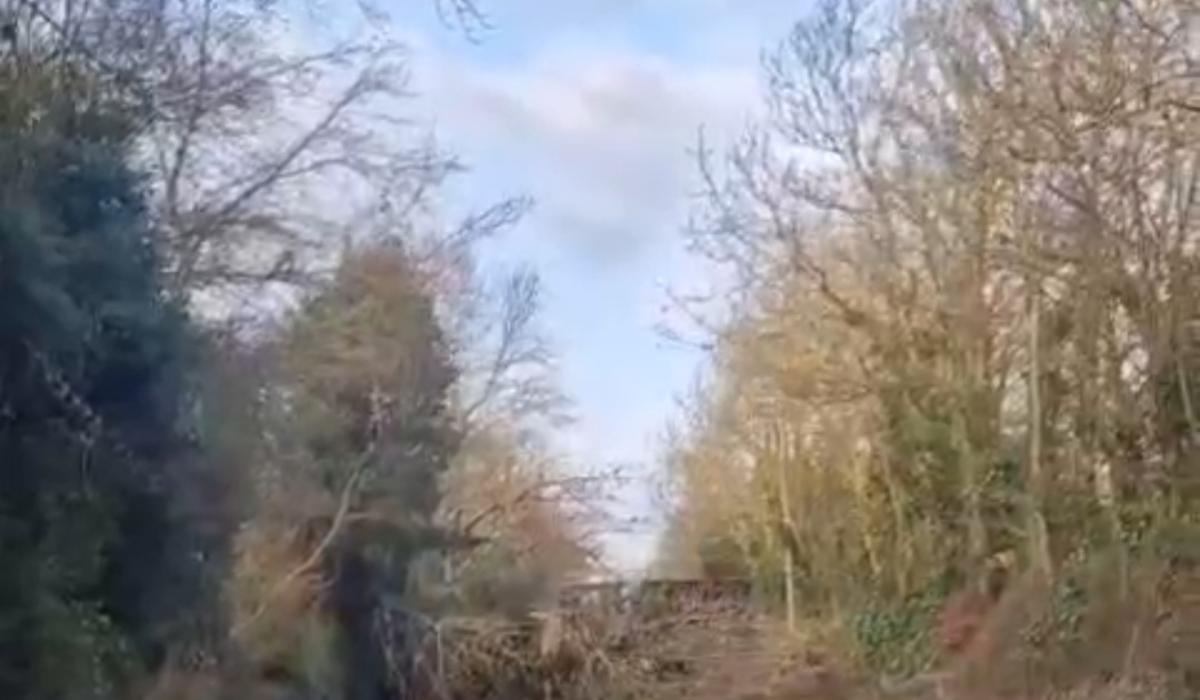 Status Red Storm Éowyn warning lifted but dangerous conditions remain ...