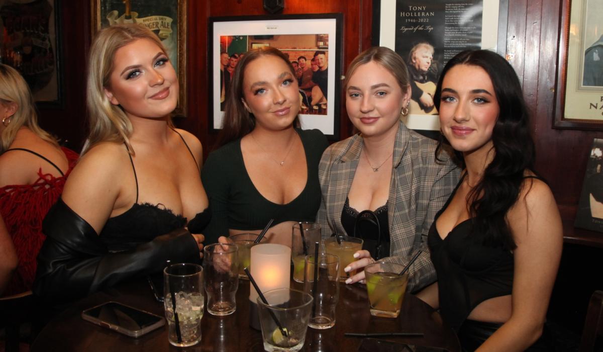 BIG PICTURE SPECIAL: Out and about enjoying a night on the town in Tullamore over the weekend ...