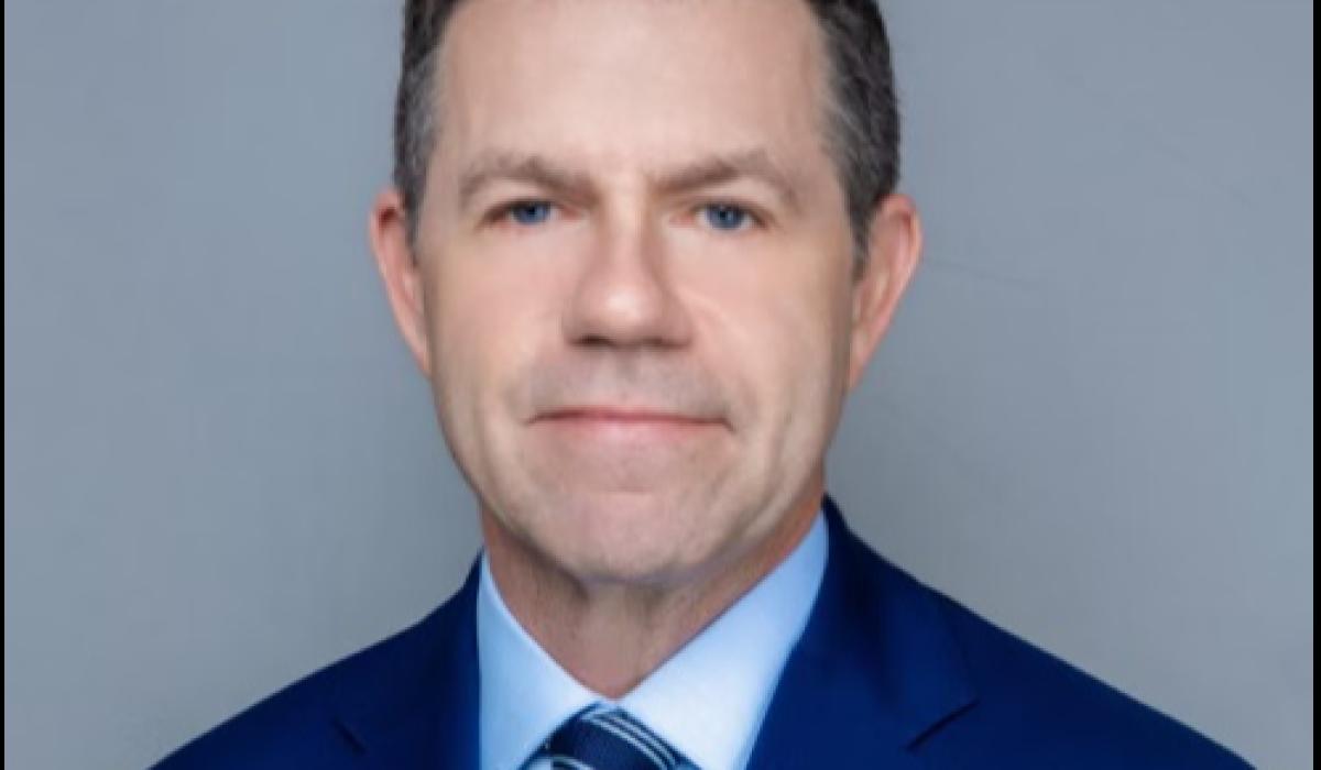 Tipperary's Declan Kelly signs legendary sportstar Tom Brady for his ...