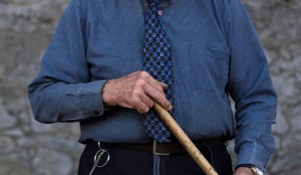 Tributes to the Wallace family of Cashel as husband and wife aged in ...