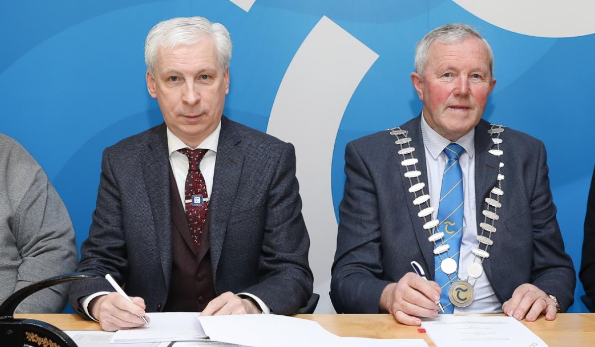 Tipperary County Council signs contract for major piece of ...