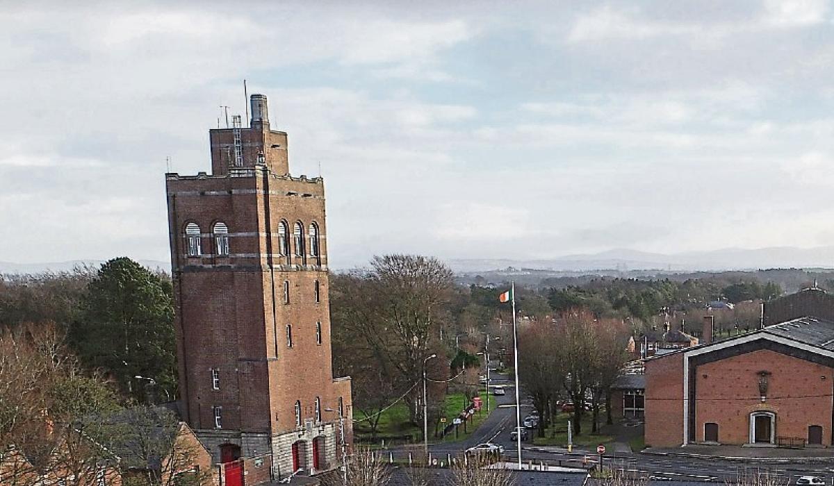 Two soldiers were injured during parachute training in Curragh Camp ...