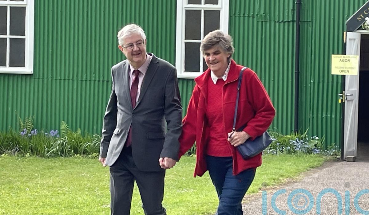 Funeral held for wife of Wales’s First Minister Mark Drakeford ...