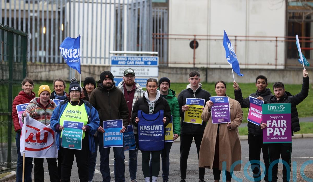 Teachers’ unions asked to suspend industrial action - Ireland Live