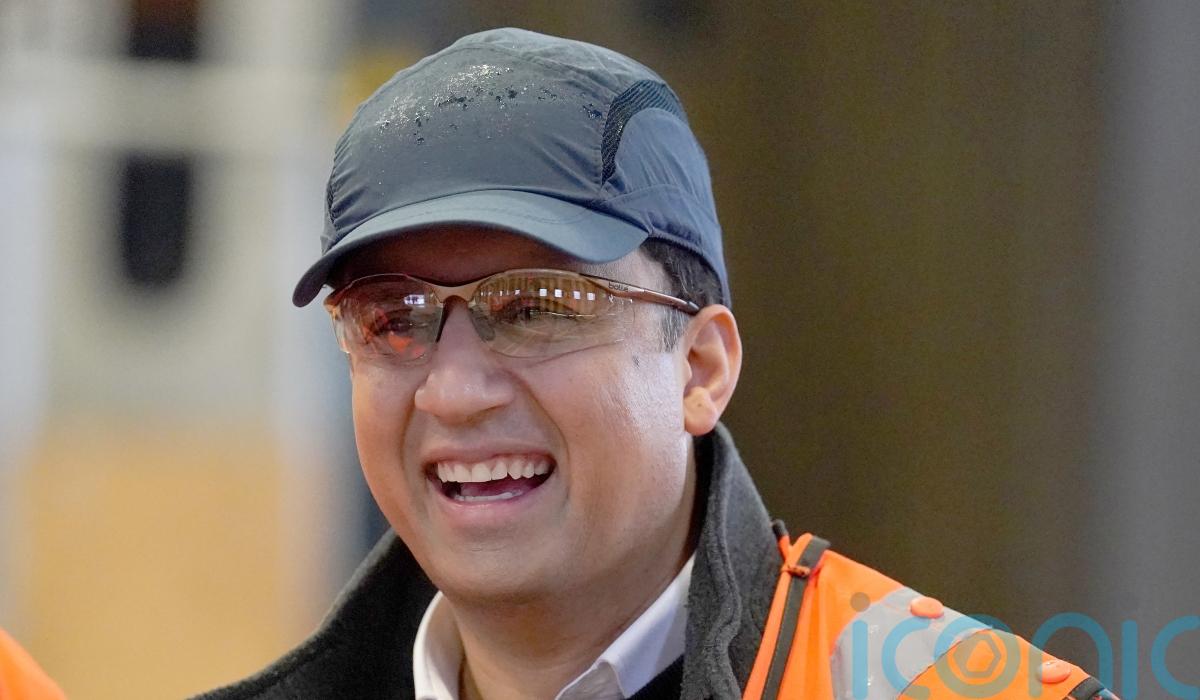 Sarwar: Labour will still invest in green economy despite axing £28bn ...