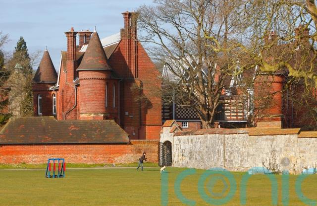 Rishi Sunak hires friend James Forsyth as key political aide - Ireland Live