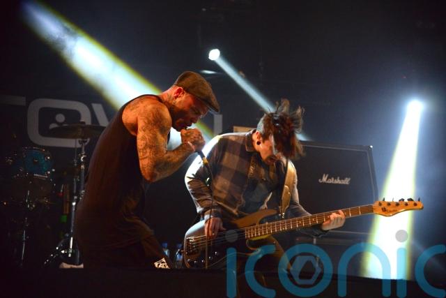 Crazy Town lead singer’s cause of death revealed - Ireland Live