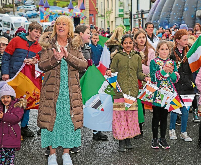 Longford crowds savour delights of Granard Easter Parade - Ireland Live