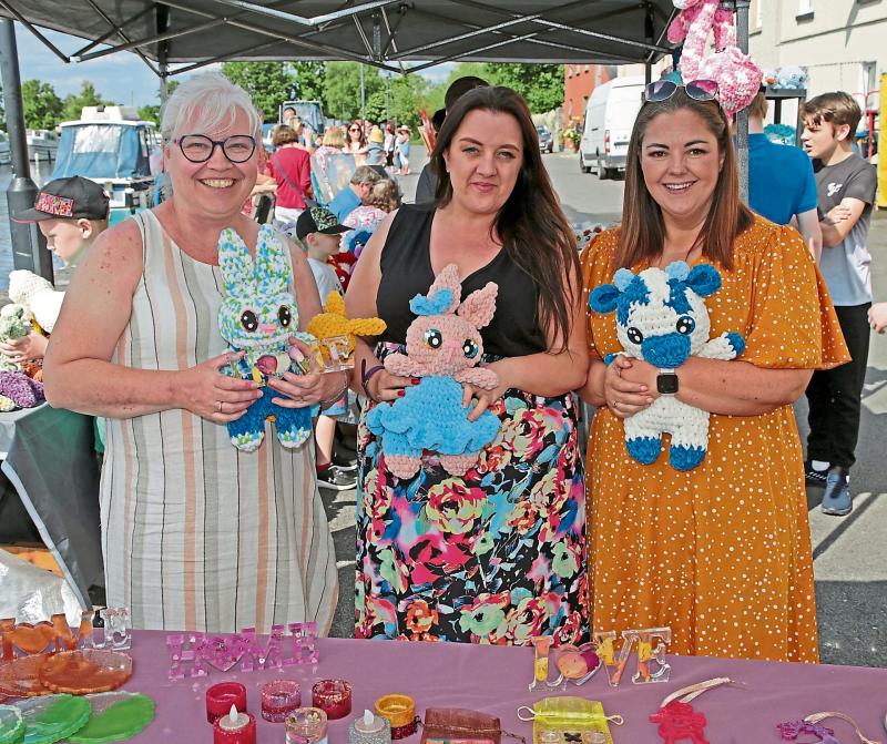 Longford crowds bask in glorious sunshine as Clondra Harbour and ...