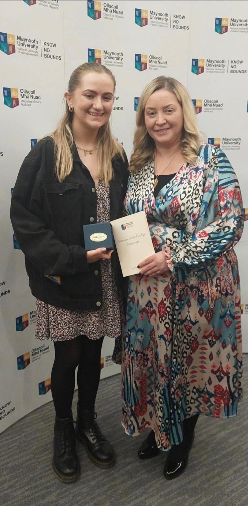 Longford student presented with Maynooth University Entrance Scholarship award - Ireland Live