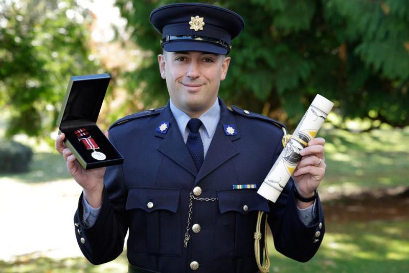 Kildare garda leaps into action to save man from car moments before ...
