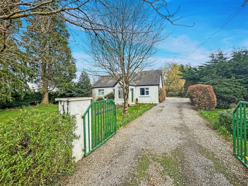 This pretty little cottage in Tipperary is more than meets the eye ...