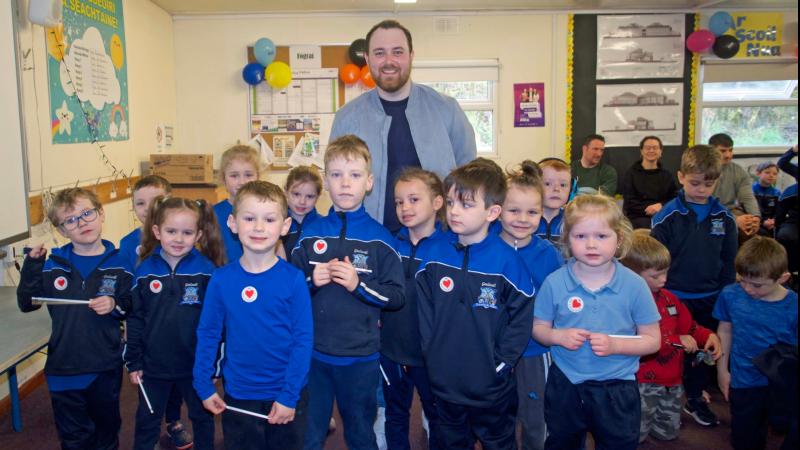 Tipperary's Gaelscoil Charraig na Siúire welcomed back past pupil RTÉ’s ...