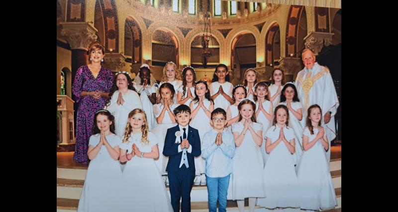 PICTURE: Thurles pupils celebrate their First Holy Communion - Ireland Live