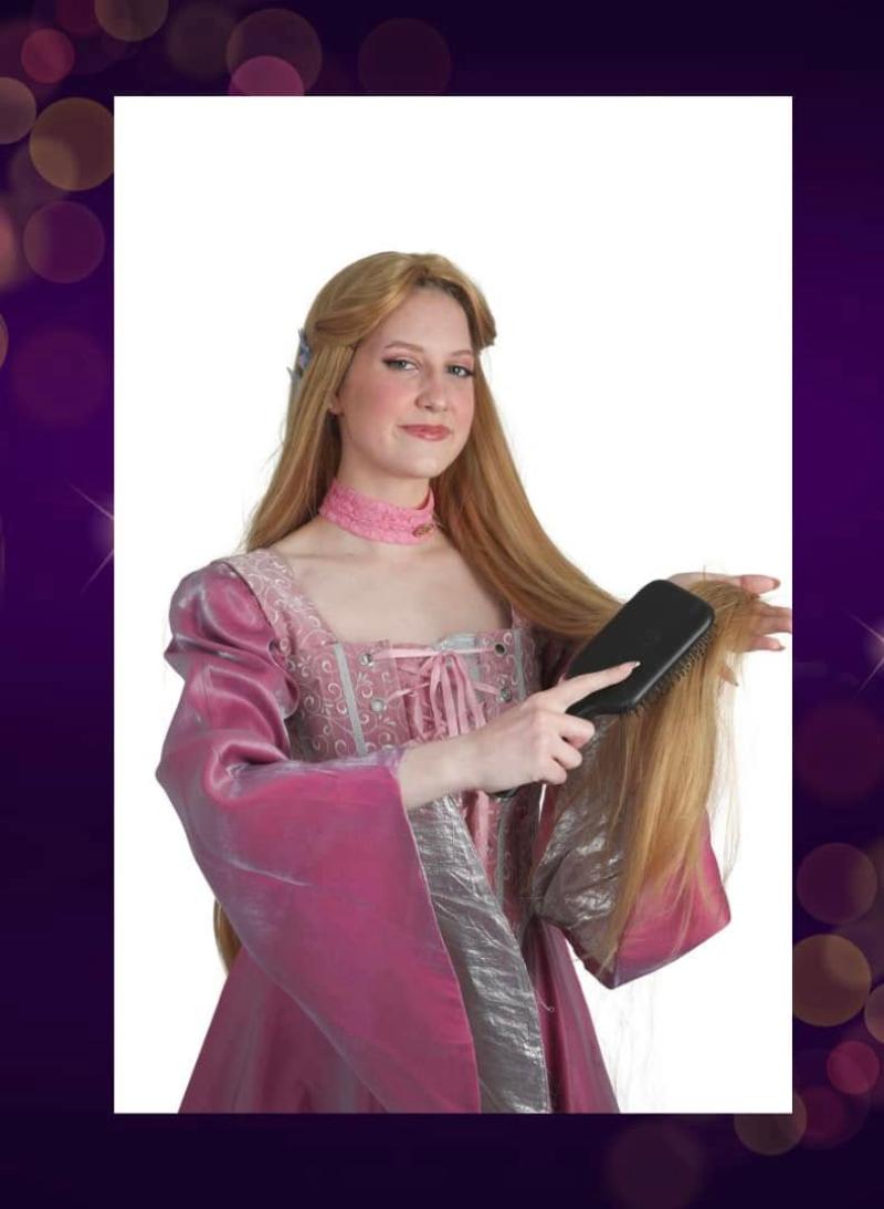 Magical world of pantomime returns to a Tipperary theatre - Ireland Live