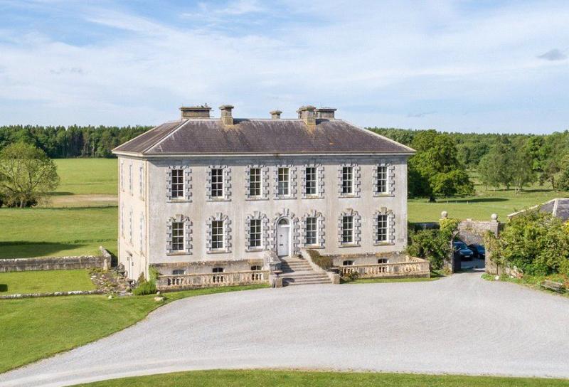 WOW: Huge Tipperary estate goes on the market for whopping €8.5 million ...